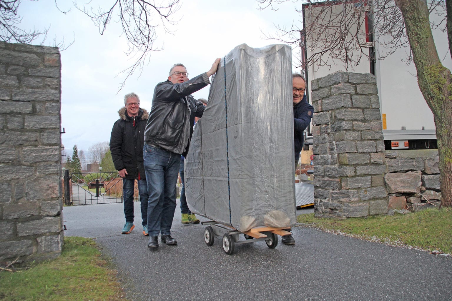 Superflygel i Vestnes kyrkje - Vestnesavisa
