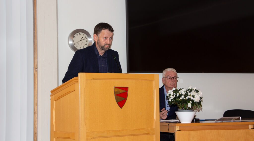 Vestnes truleg ut av ROBEK neste år - Vestnesavisa