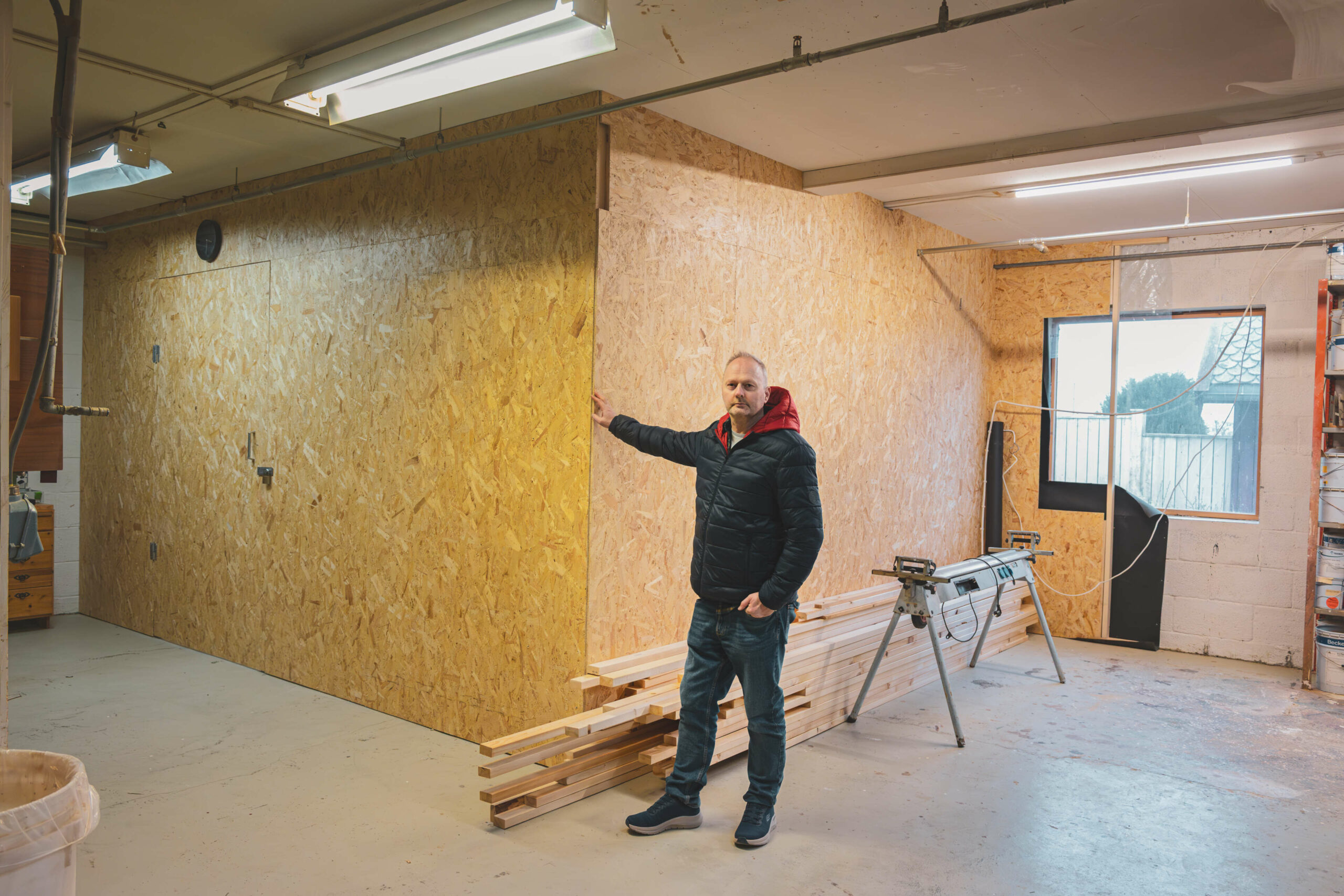 Kjøkkenfabrikk blir til lager og kontor - Vestnesavisa